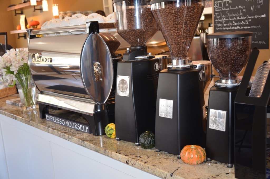 Coffee Me Up | Coffee, Pastries, Smoothies, & Sandwiches | Portland, Maine